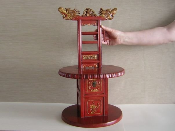 Foot binding stool - (1813), lowlands-collection